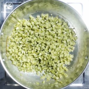 Kothavarangai poriyal | Cluster beans stir fry | Avarakkai poriyal ...